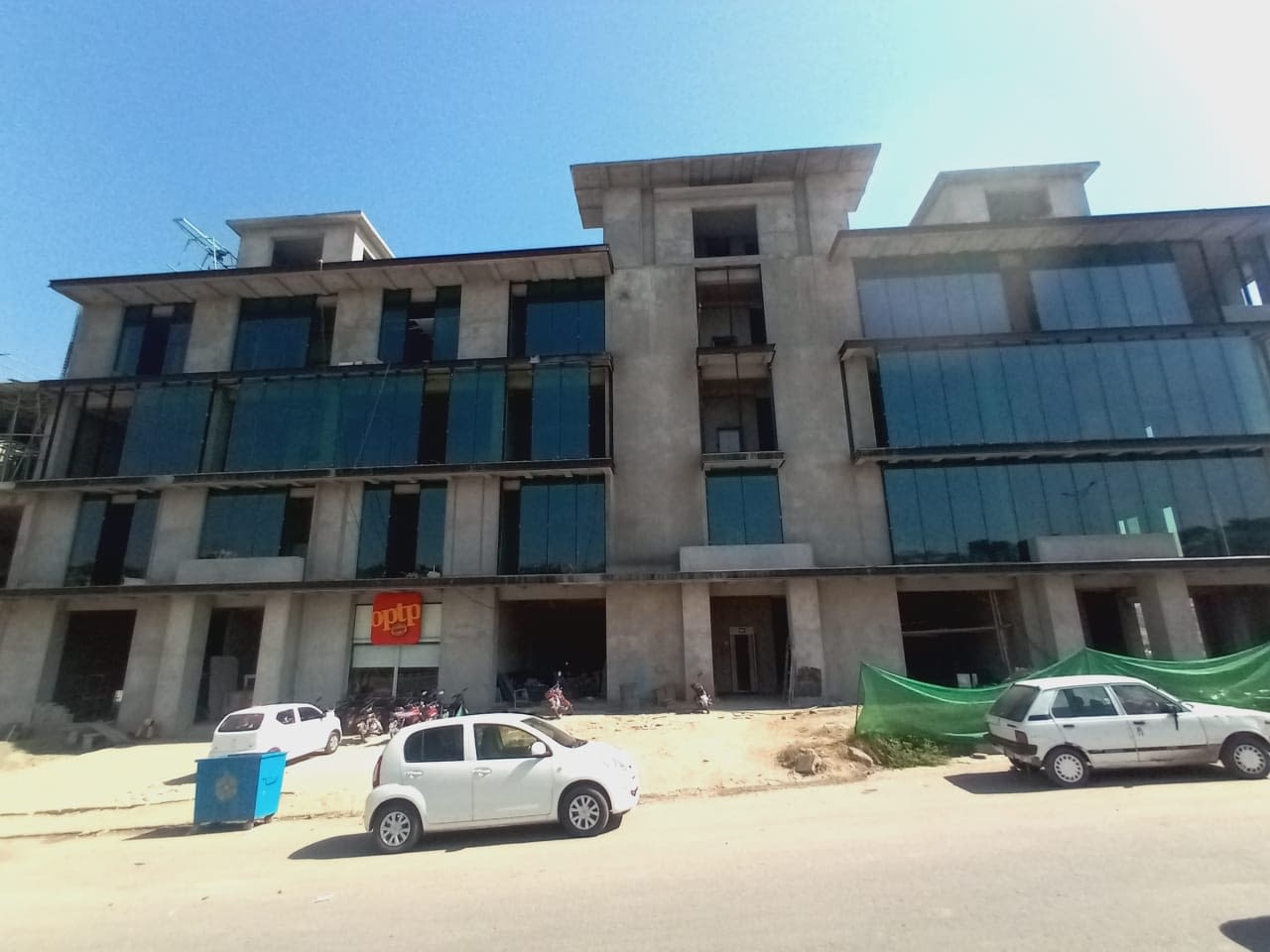 Box Park – Premier Choice